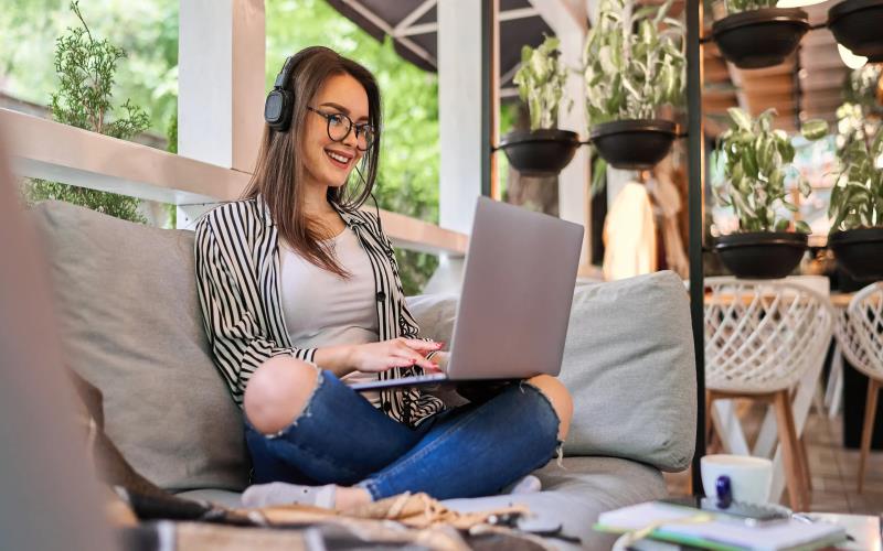 Step Up Your Work From Home Game With A Virtual Background - Freshers web